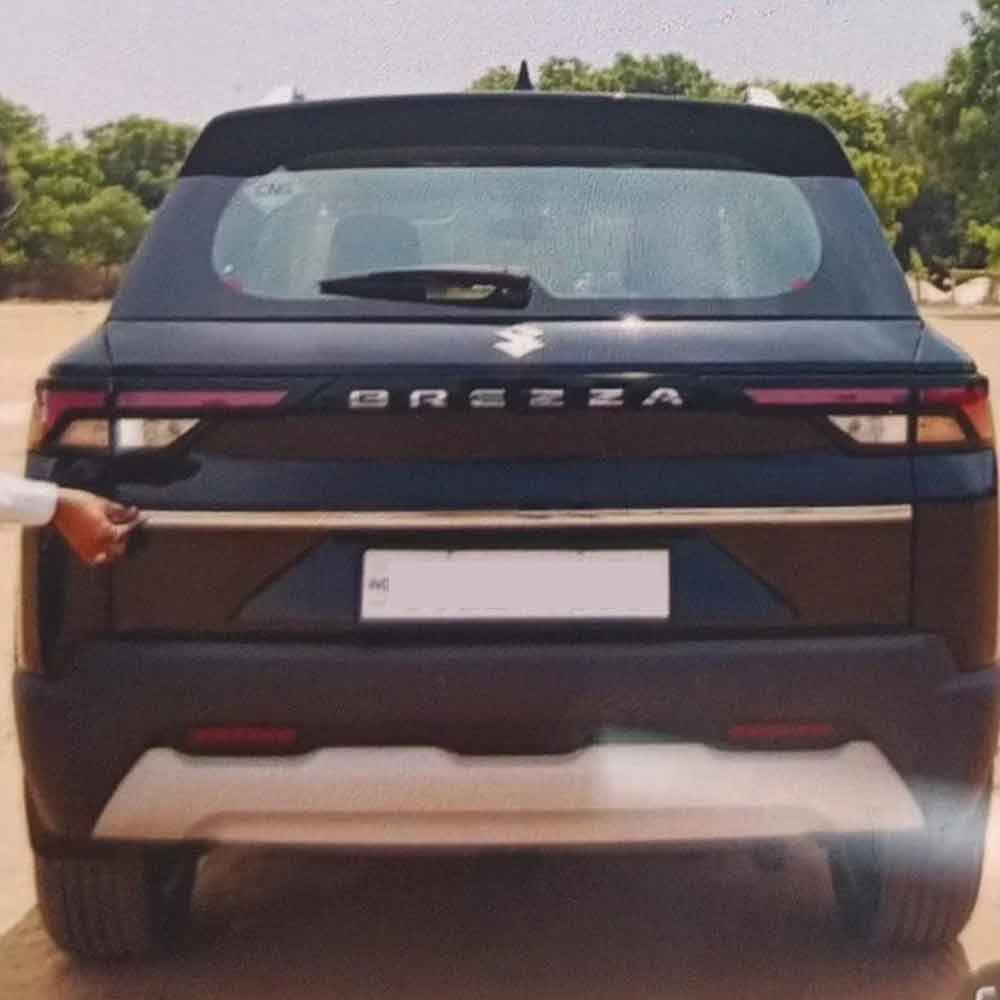 Brezza 2024 Tail Gate chrome Garnish – Car Shala