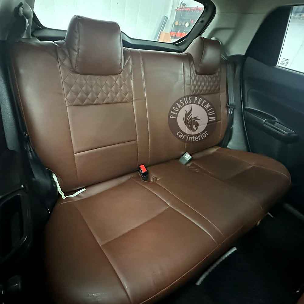 Maruti Suzuki Ciaz Interior Modification in Brown - Pegasus Premium ...